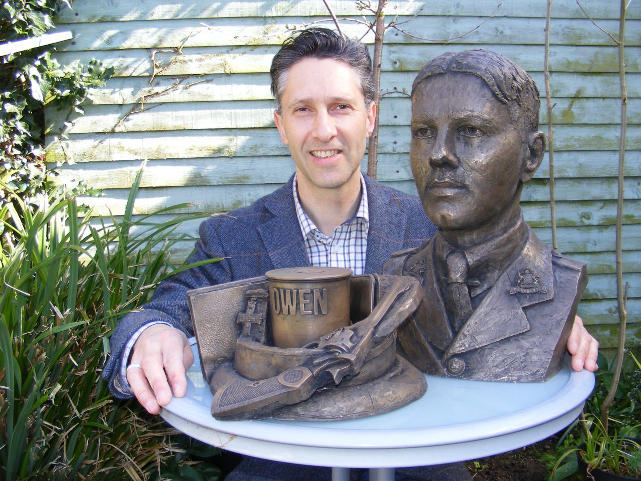A commemorative sculpture of war poet Wilfred Owen by Anthony Padgett ...
