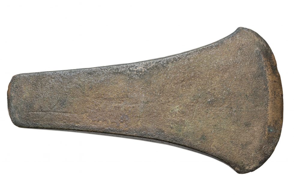 Compare prehistoric axes, from jadeite and flint to bronze - Out Of The ...